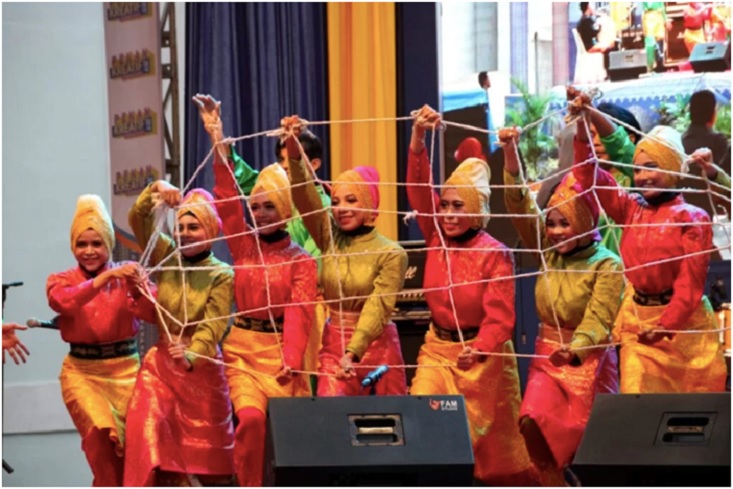 Mengenal Gerakan dan Filosofi Tari Tarek Pukat